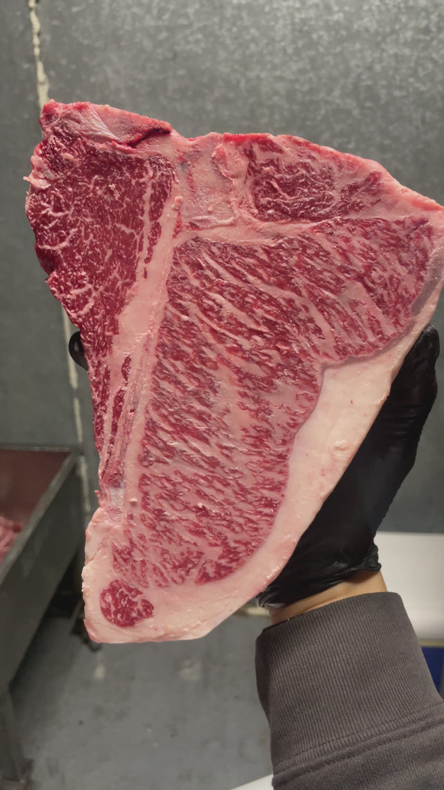 AUSTRALIAN WAGYU F4 T-BONE | BLUE LABEL